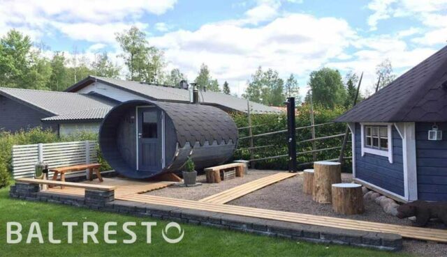 Painting of a wooden hot tub| Exterior treatment of a garden sauna